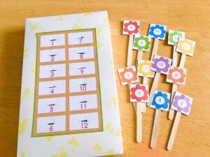 Counting Flowers Activity for Preschoolers - Happy Tot Shelf